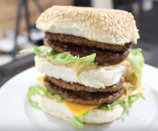 Receita de Mega Mac do Mcdonalds - Ana Maria Brogui